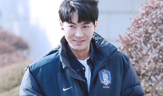 娱乐圈再传喜讯！神话成员JunJin 10月结婚，准新娘是位美貌空姐 - 360娱乐，你开心就好